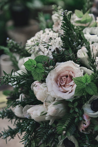 Making A Bouquet – The Fresh Flower Company