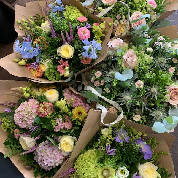 Click and Collect Posies – The Fresh Flower Company